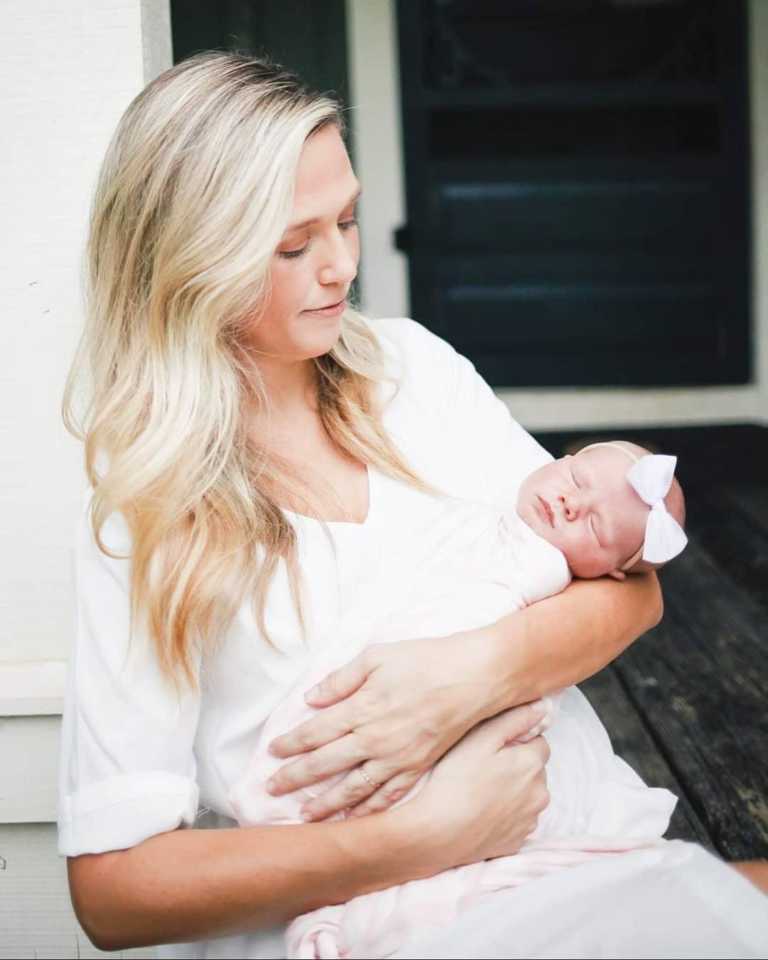 “In a Waffle House Bathroom, I Wiped. Bright Red Blood. God, This Can’t ...