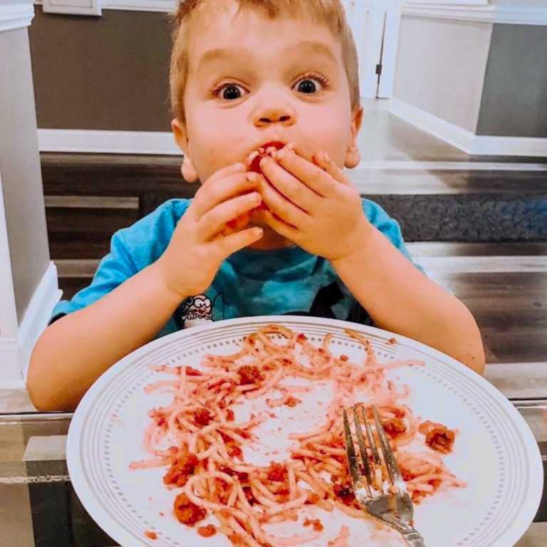 "No Refund Will Be Accepted": Mom Refuses Refund From Olive Garden ...
