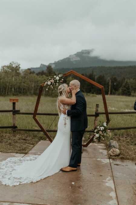 ‘it Was Important They Knew I Was Honored To Officially Be Their Stepmom Woman Shares Vows 