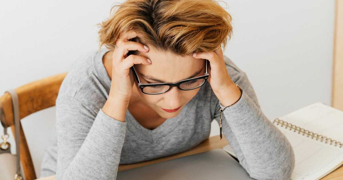 4 Tell-Tale Signs You Are Feeling Burnt Out – Love What Matters