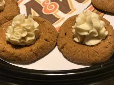 Delicious Root Beer Float Cookies With Buttercream Frosting – Love What ...