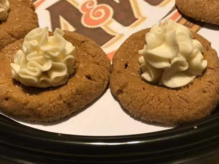 Delicious Root Beer Float Cookies With Buttercream Frosting – Love What ...